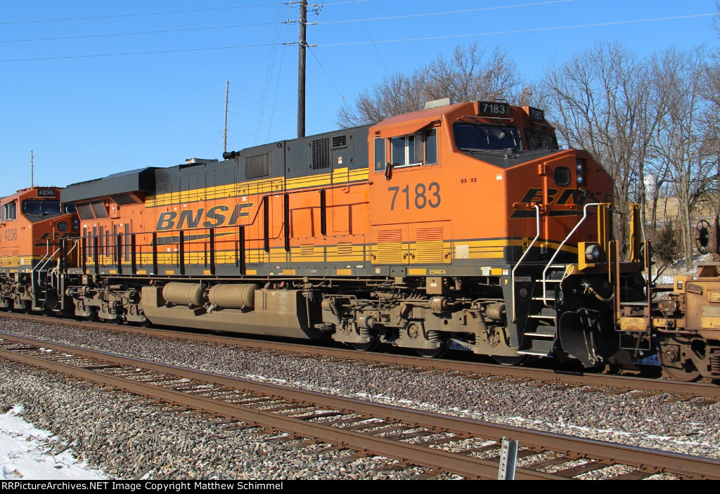 BNSF 7183